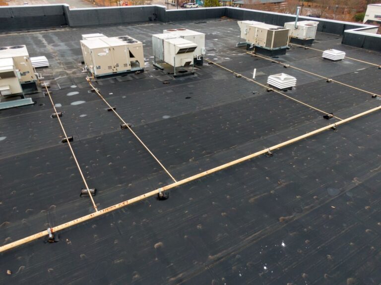 FM Global Requirements For Commercial Roofing (2026 Guide)